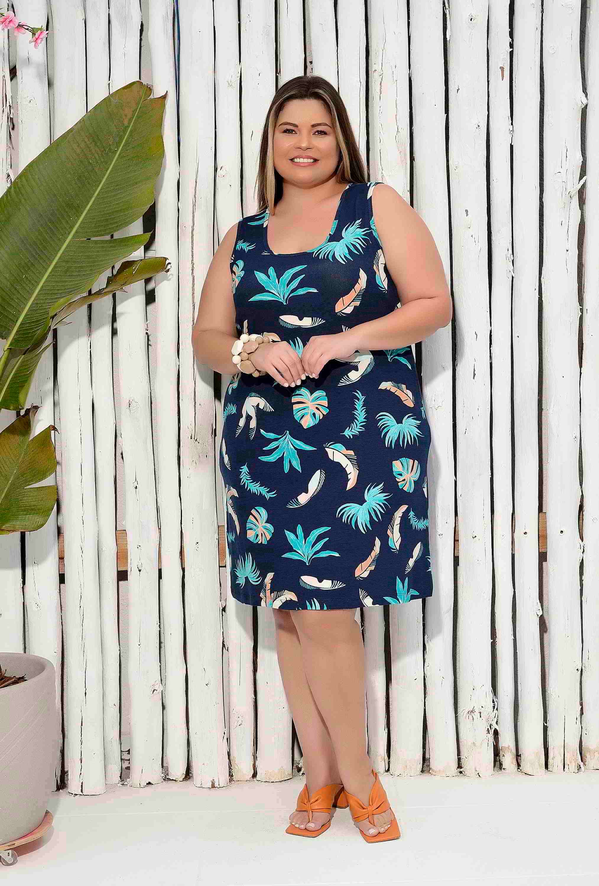Vestido Plus Size Estampado: Curto, Moderno e Estiloso Mania Brasil