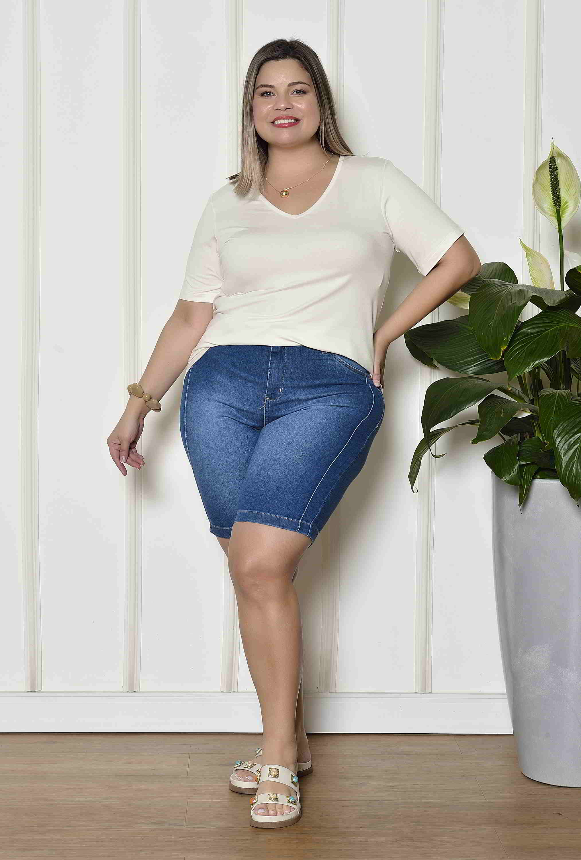 Bermuda Plus Size Jeans Julieta - Conforto e casualidade! | Mania Brasil