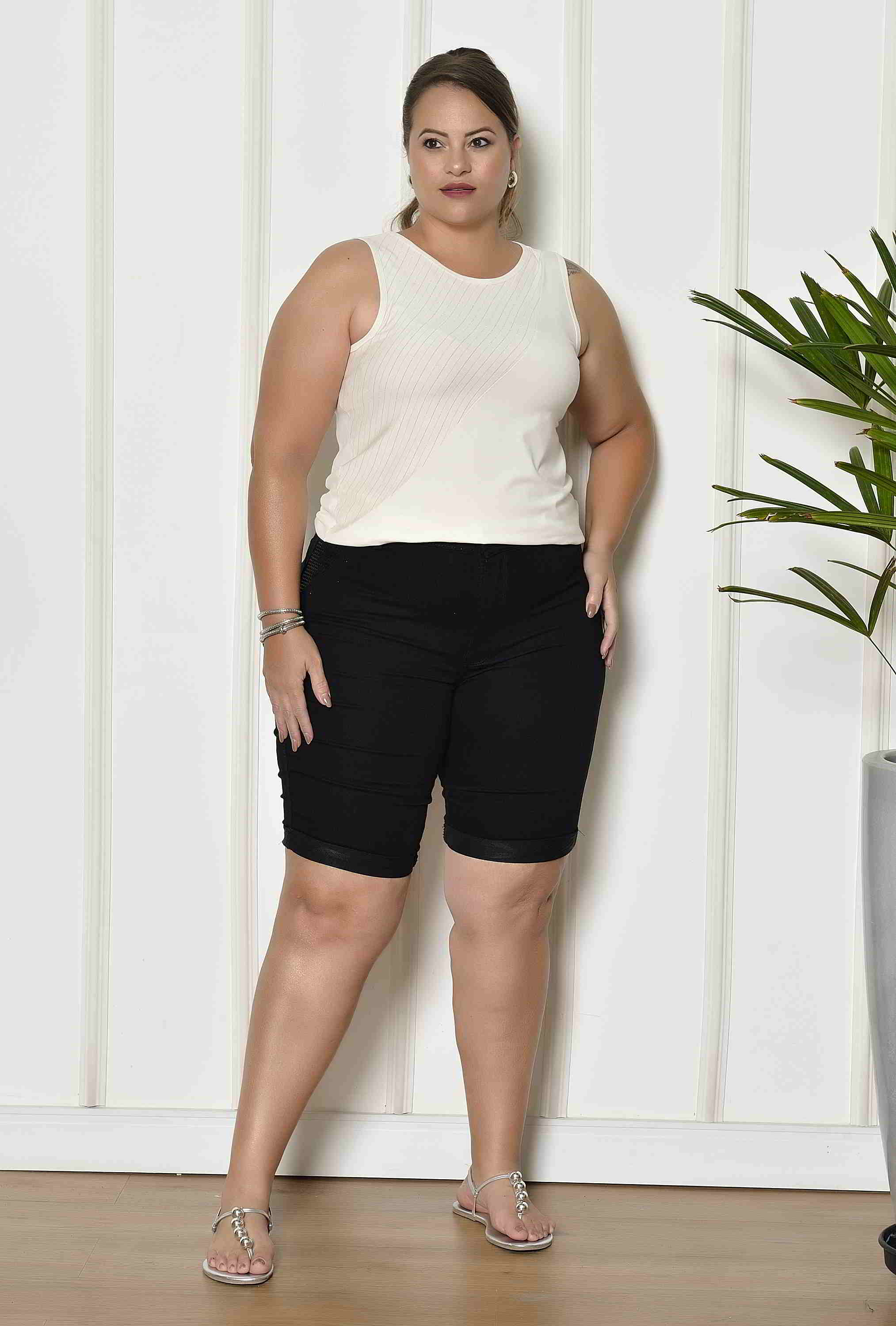 Arrase com a Bermuda Plus Size Bia e leve conforto para o seu dia a dia ...